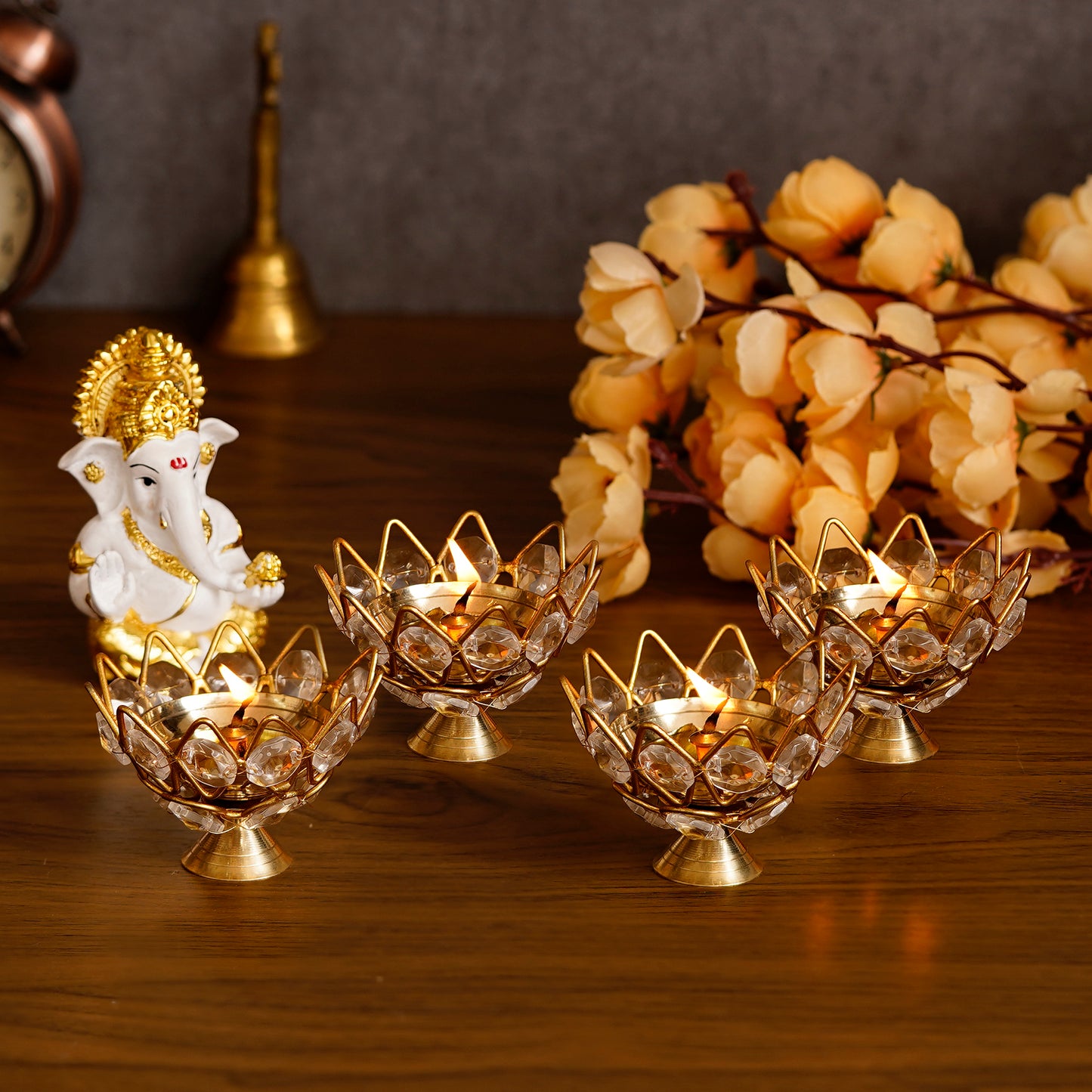 eCraftIndia Set of 4 Lotus Shape Crystal Tea Light Holder – My Store